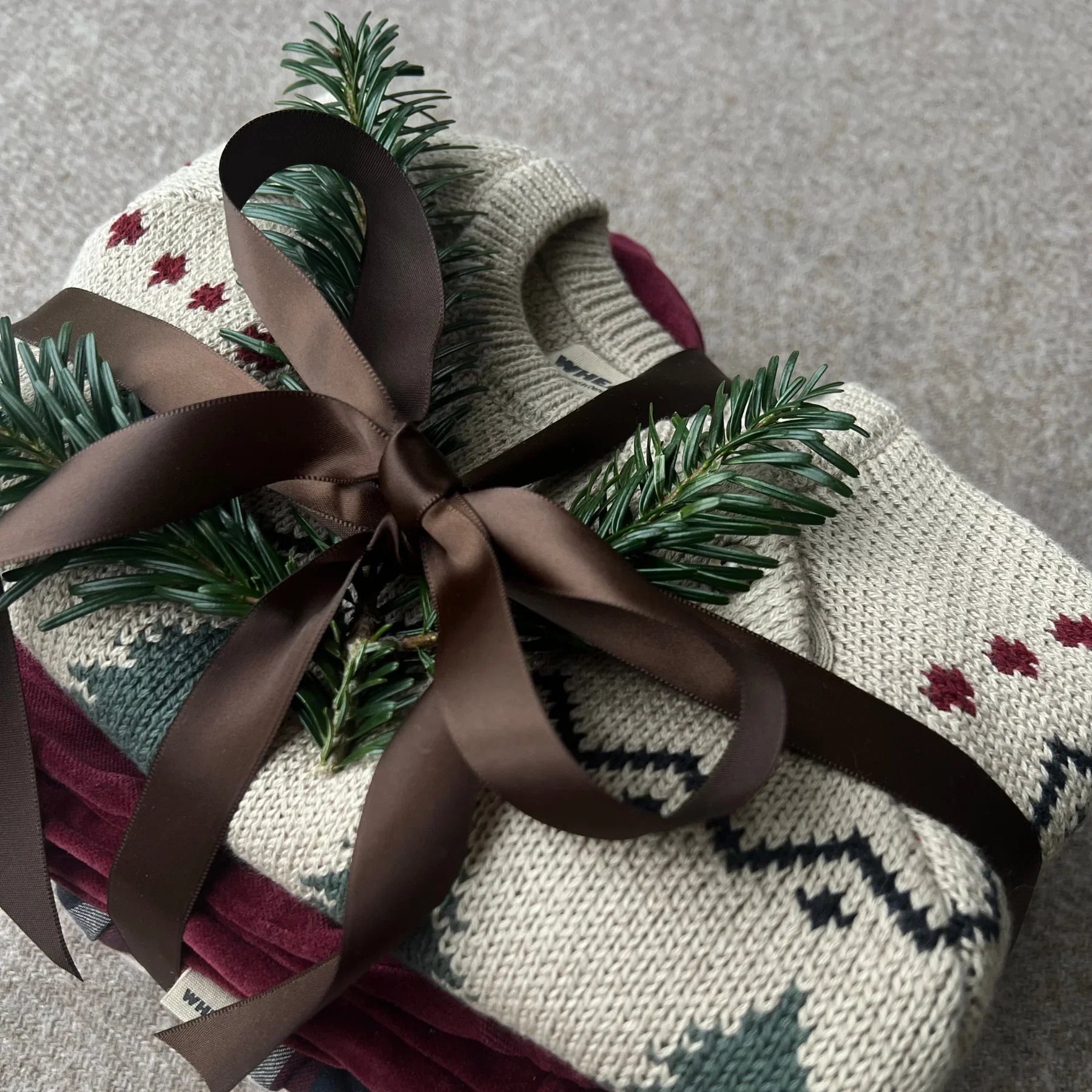 Made for Merry Moments – English Country Market